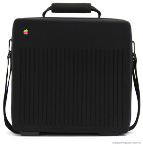 Apple Macintosh Portable (backlit, 1991) | Oldcomputr.com