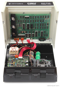 Commodore 4040 dual drive floppy disk (1980) | Oldcomputr.com