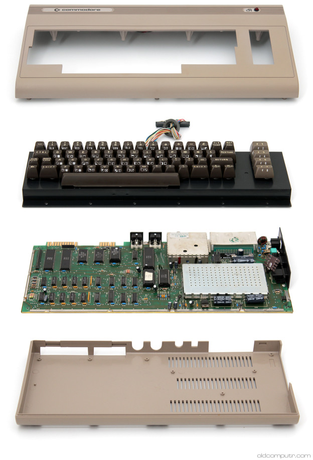 Commodore 64 (1982) | Oldcomputr.com