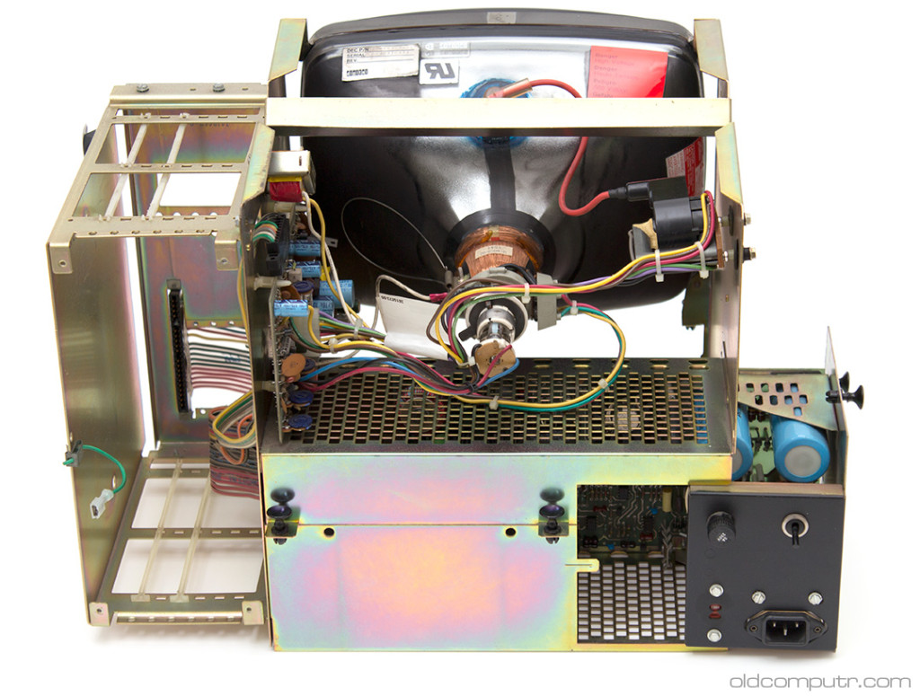 Digital VT100 (1978) | Oldcomputr.com