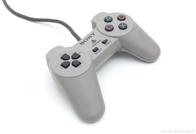 PlayStation controllers | Oldcomputr.com