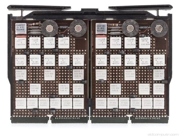 IBM 5100 (1975) | Oldcomputr.com