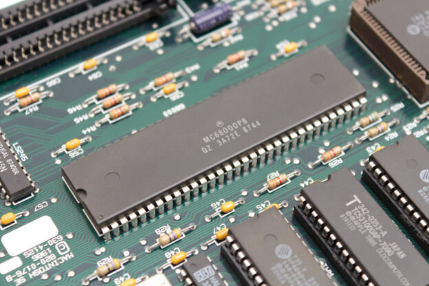 Apple Macintosh SE motherboards | Oldcomputr.com